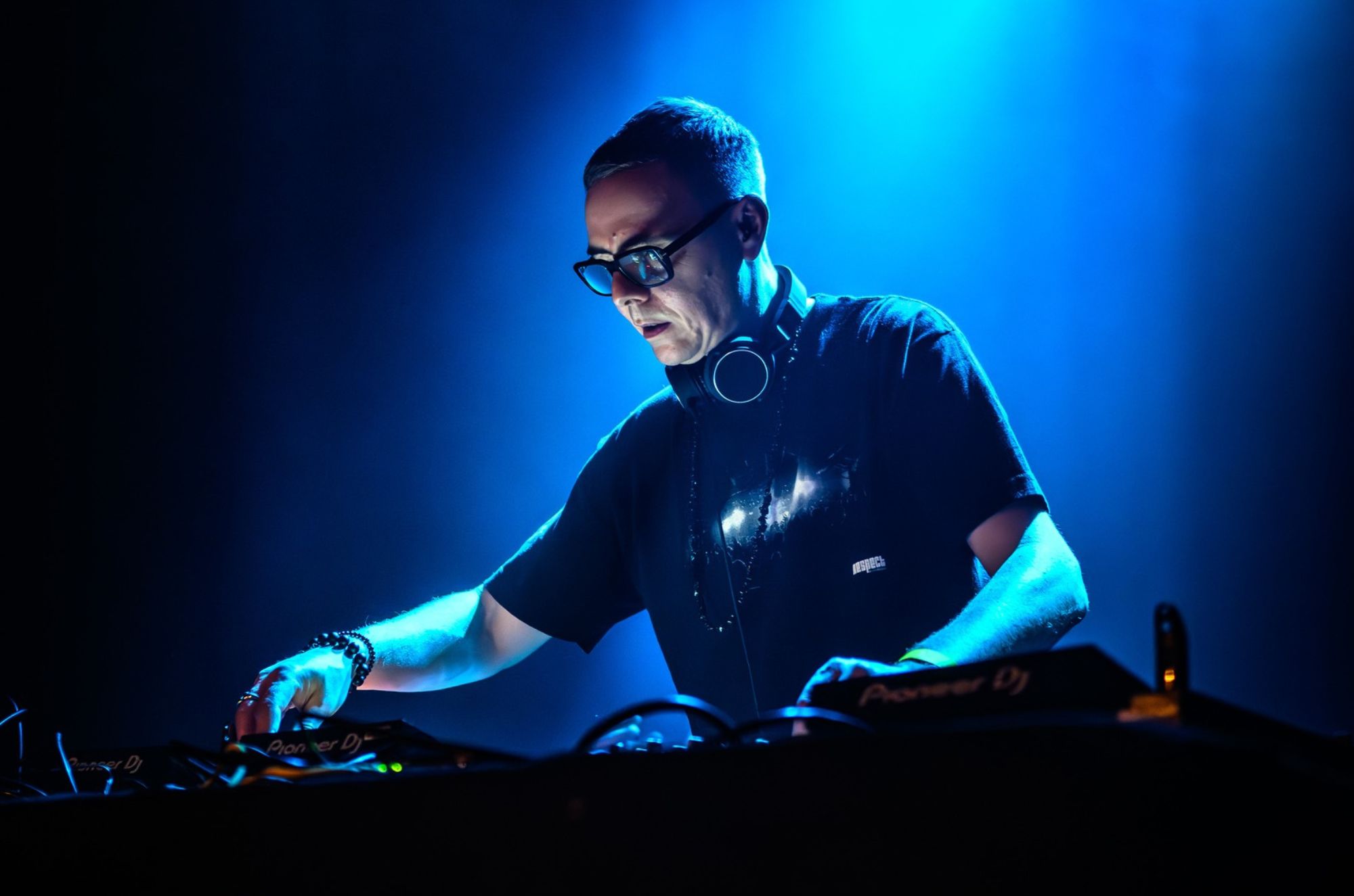 ED RUSH – Artists & Relations